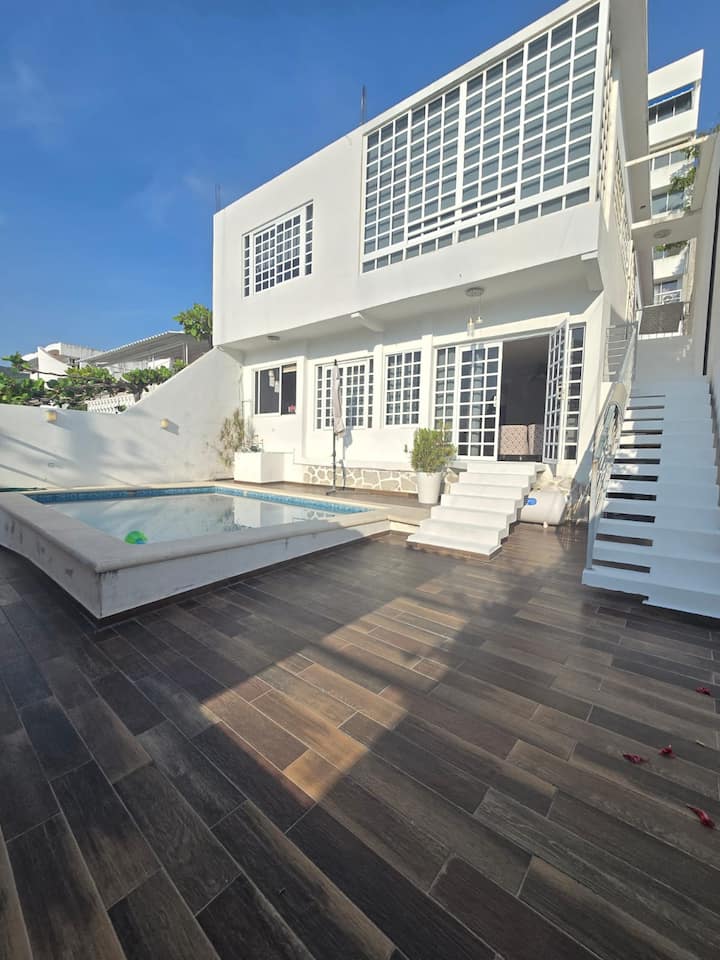 Residencia Con Alberca Privada, Muy Cerca De Playa - Acapulco