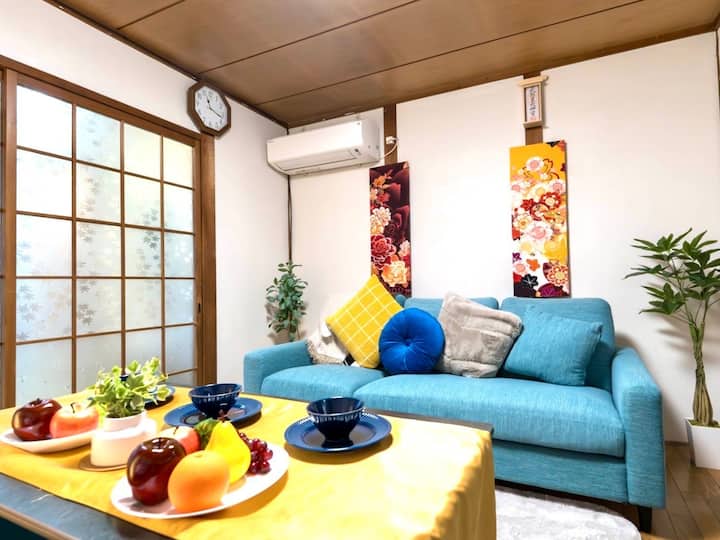 高松駅車8分|静寂|公園隣・p有〖限定1団体〗空港33分|最大5名|52㎡|コンビニ2分|二階建 - Takamatsu