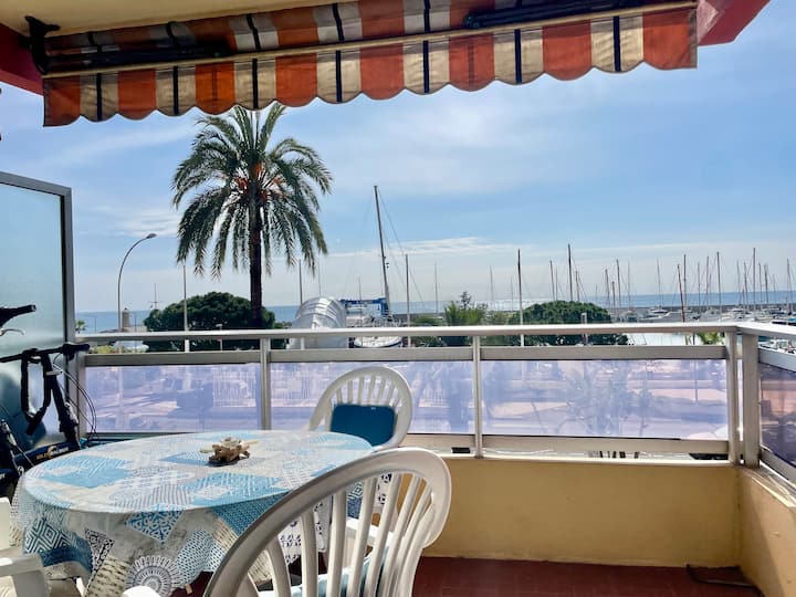 Studio Face Port Et Mer - ibis budget Menton Bord de Mer
