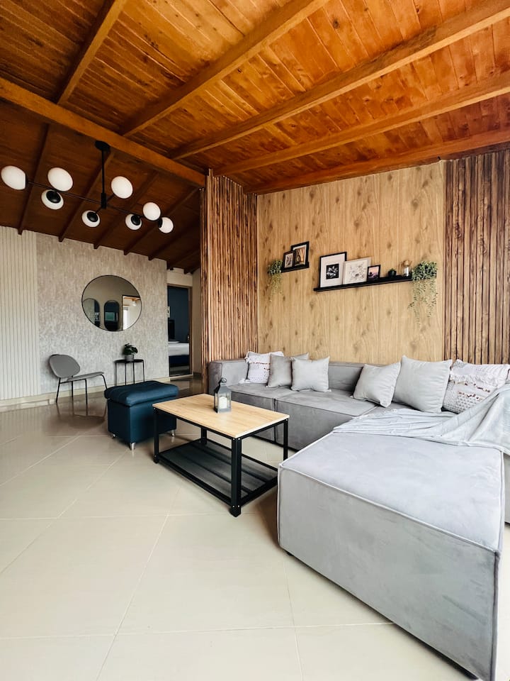 Hermoso Apartamento Amoblado - Medellín