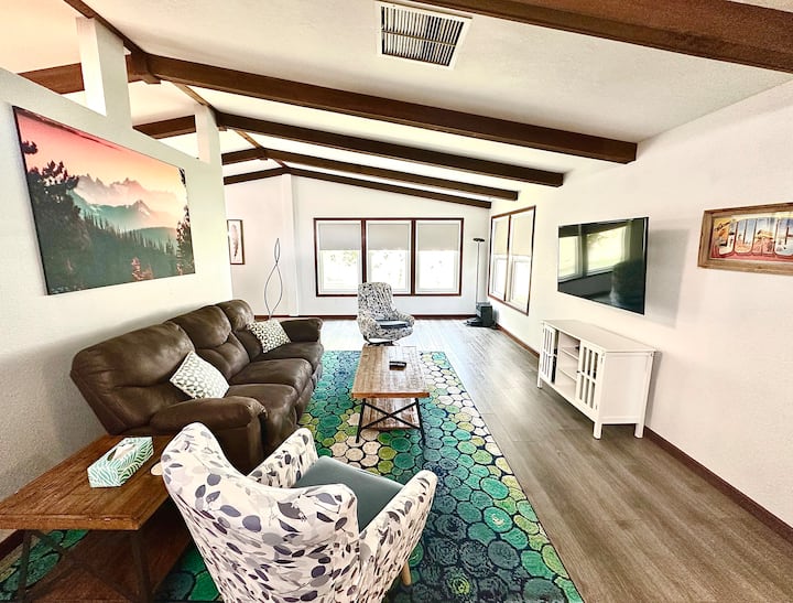 Family Friendly, Quiet & Comfy 3br Home North Area - Grand Junction, CO