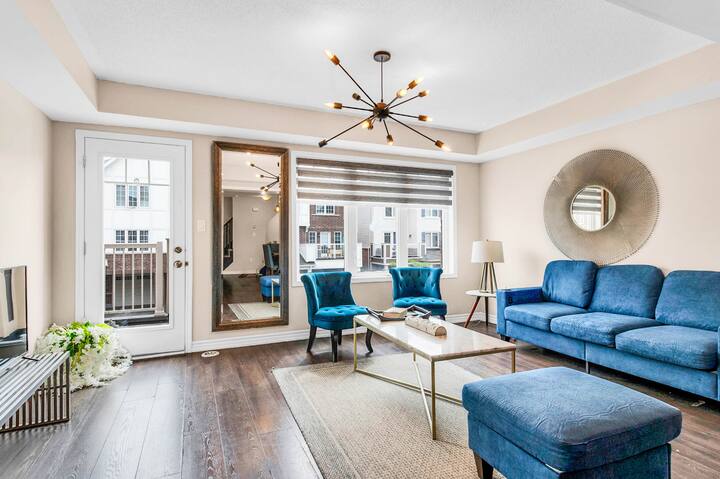 Fully Furnished 3 Bedroom Townhome! - Milton