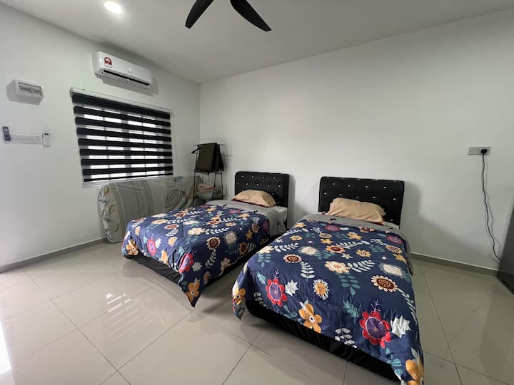 Standard Studio - Shah Homestay Pulau Indah - Pulau Indah