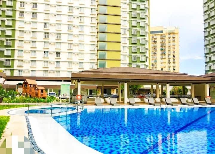 Fully Furnished Studio With Fast Wi-fi, Pool & Gym - Cebu