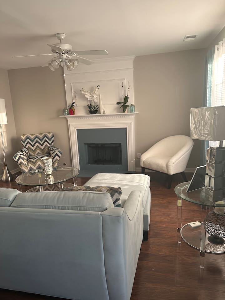 Small And Cozy - South Carolina