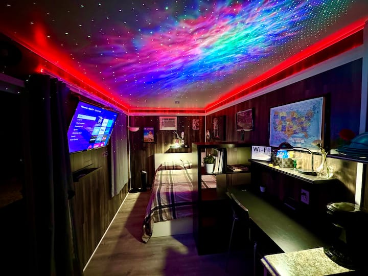 #1 Cozy Tinyhouse "Route 66" Container- Private - San Bernardino, CA