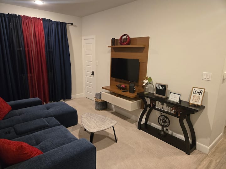 Your Home Away From Home!! - Houston, TX