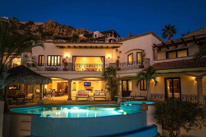 Luxury Pedregal Villa & Endless Ocean Views - Cabo San Lucas