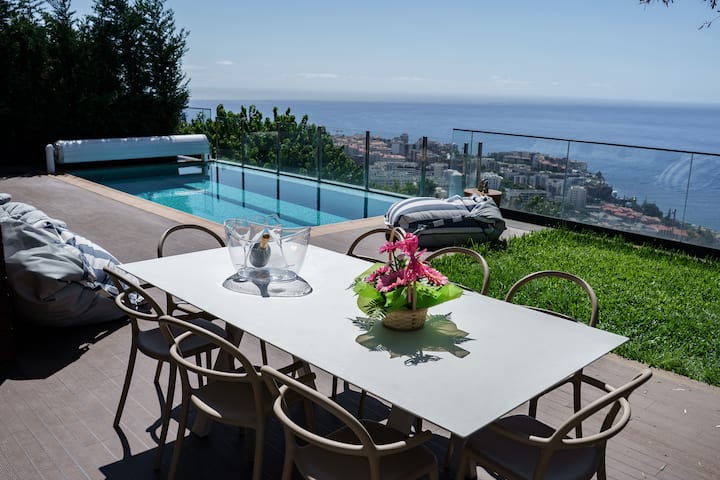 Amazing Villa Funchal, Panoramic Sea View - Madeira