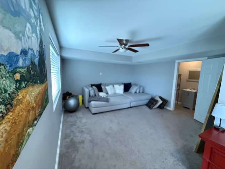 Cozy Private Basement Apartment! Great Location! - Aurora, CO