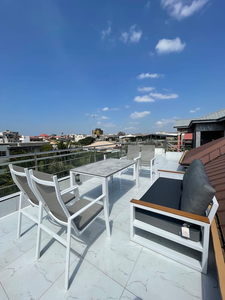 12 Min Drive 2 Airport ♡ 242 M2 Apartment▪rooftop - Accra