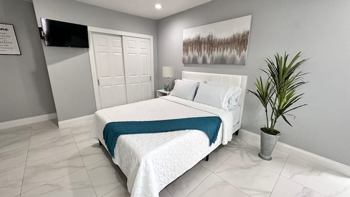 Private & Comfortable Stay Near Airport - フロリダ州
