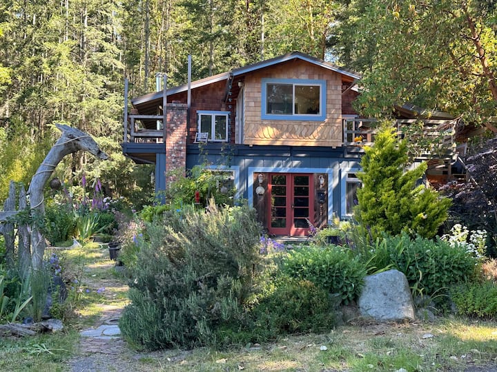 Owls Nest Ground Floor Guesthouse. - Port Townsend, WA