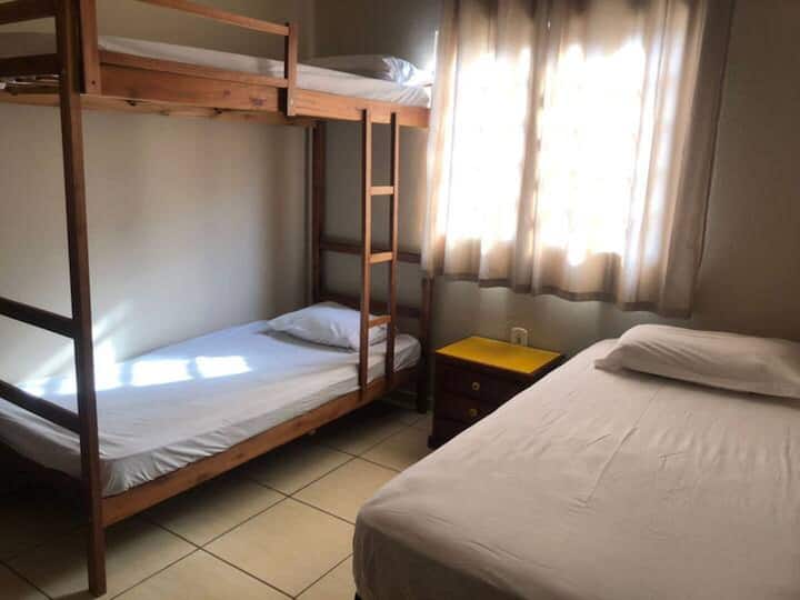 2 Aptos No Mesmo Andar. Perfeito Para Grupos - Betim