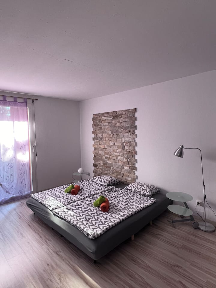 L'arte Del Benessere (By Ale And Her Poor Husband) - Locarno