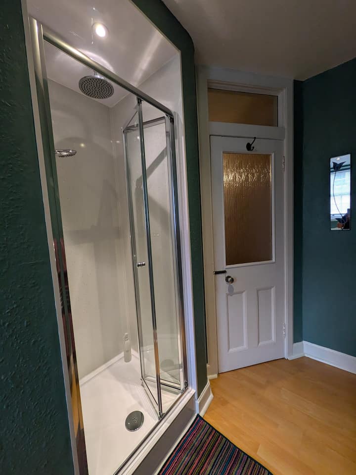 Cosy, Comfy & Quiet (Licensed) Flat By The Meadows - Edinburgh