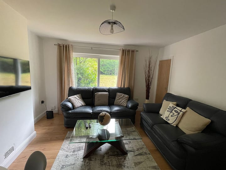 Art's Place - Royal Tunbridge Wells