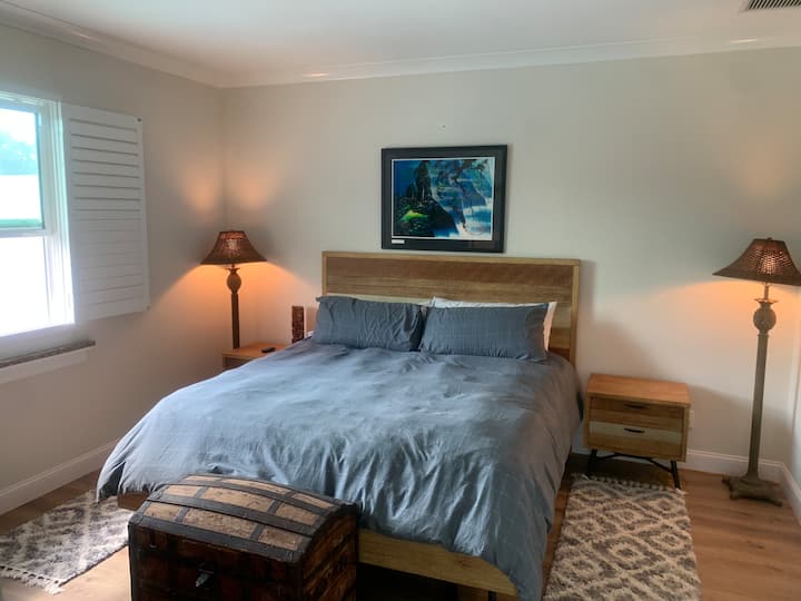 2 Mi To Sanibel Cswy. Private King Rm, Bath & Pool - Fort Myers Beach, FL
