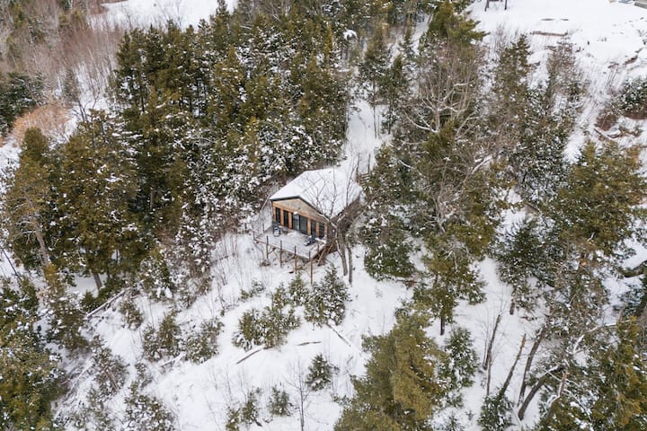 Dreamy Mountain Cliff Cabin; Breathtaking View - 挪威
