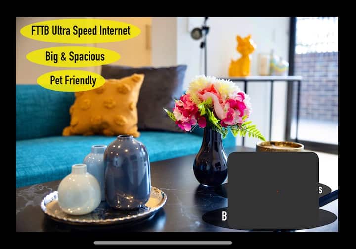 ＊Huge Stylish Luxury 1 Br Apt-(2 Beds) Huge Patio - Parramatta