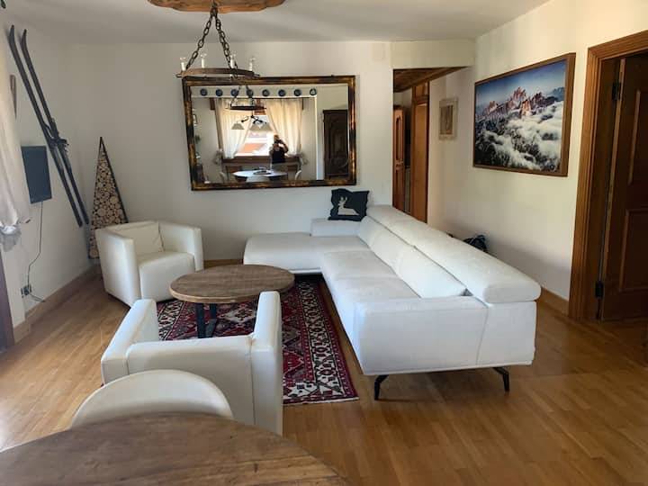 Appartamento In Corso Italia A Cortina D’ampezzo - Misurina