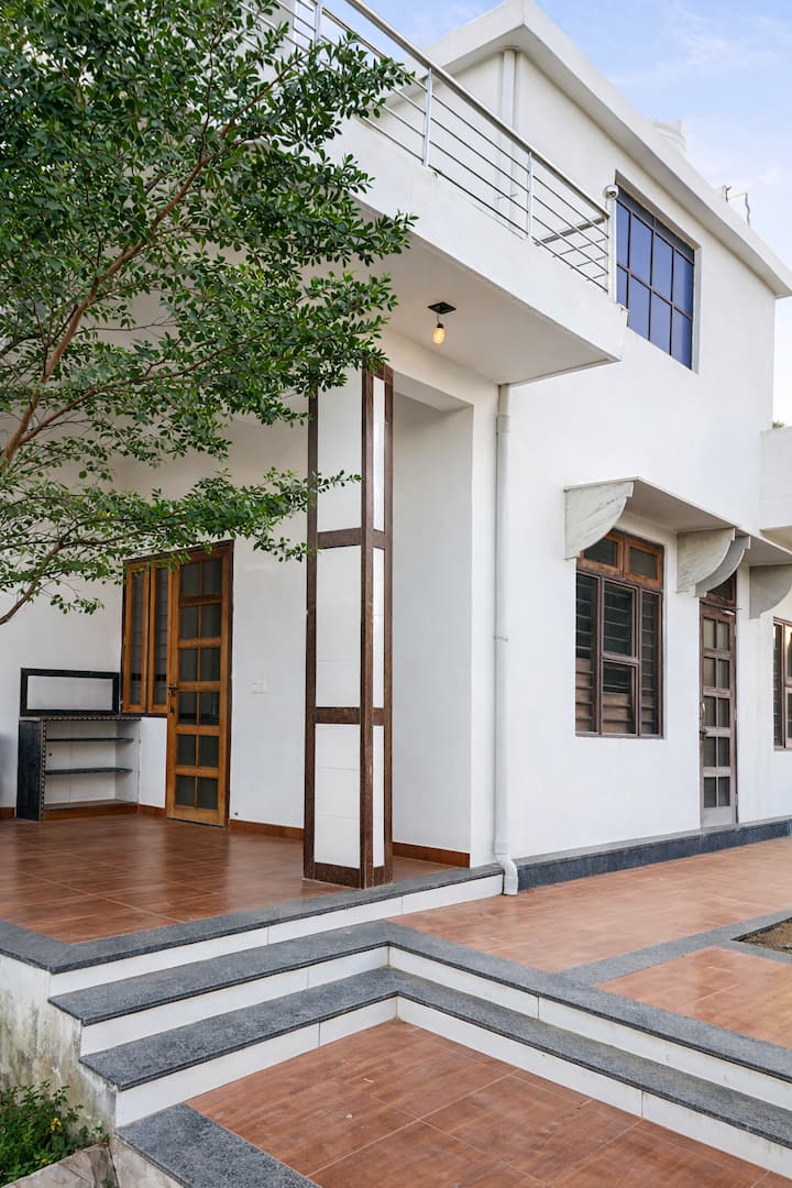 Weekend Getaway Farm House With Pool - Chomu