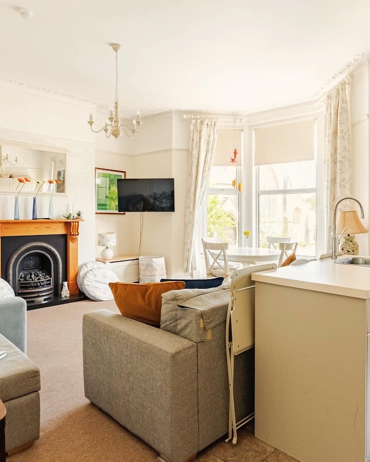 Self-catering Flat In Beautiful Victorian House - Weymouth