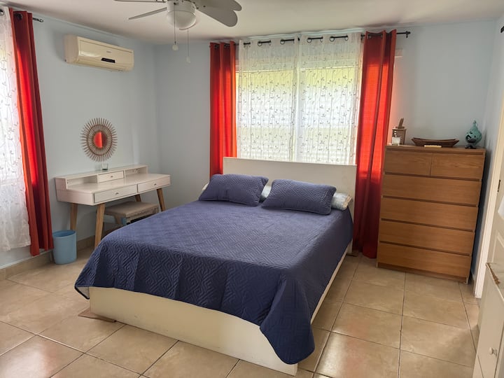 Amplia Privada Y Luminosa Suite Para Alquilar - Panama