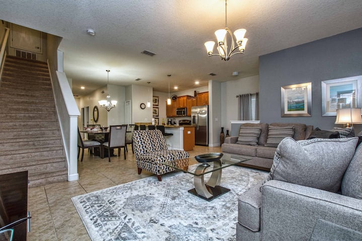 Dog Friendly Townhome W/splashpool! - Orlando