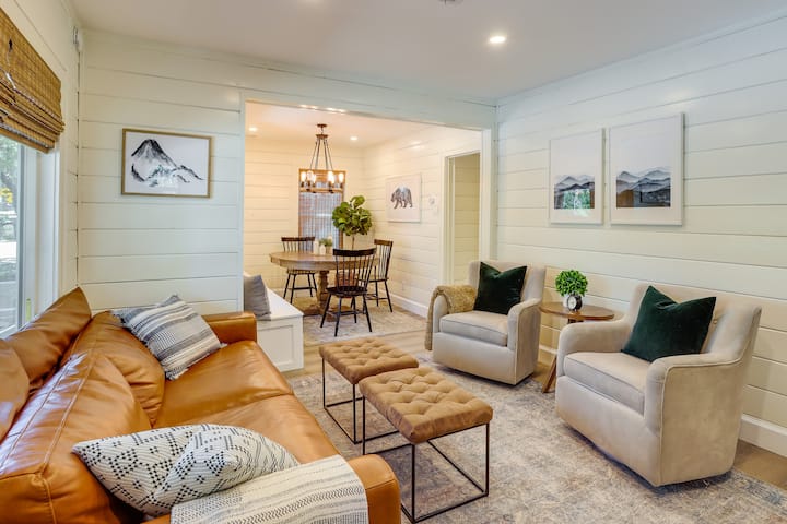 Lake Life Escape! Stunning Big Bear Cabin - Big Bear, CA