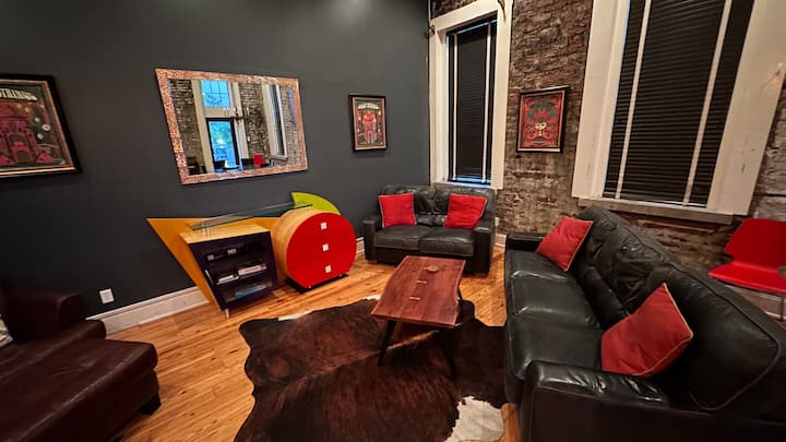 Downtown Mobile, Al Rockstar Suite - Mobile, AL