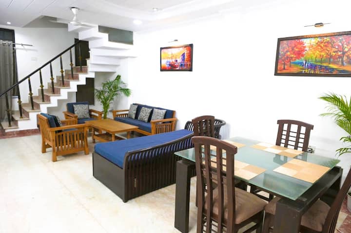2bhk Duplex Near Bharat Mandpam & Central Delhi. - 新德里