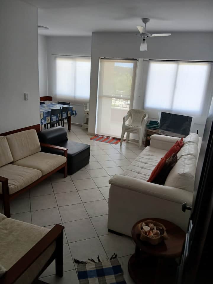 Apê Para Família Na Praia De Massaguaçu Com Wi-fi - Caraguatatuba