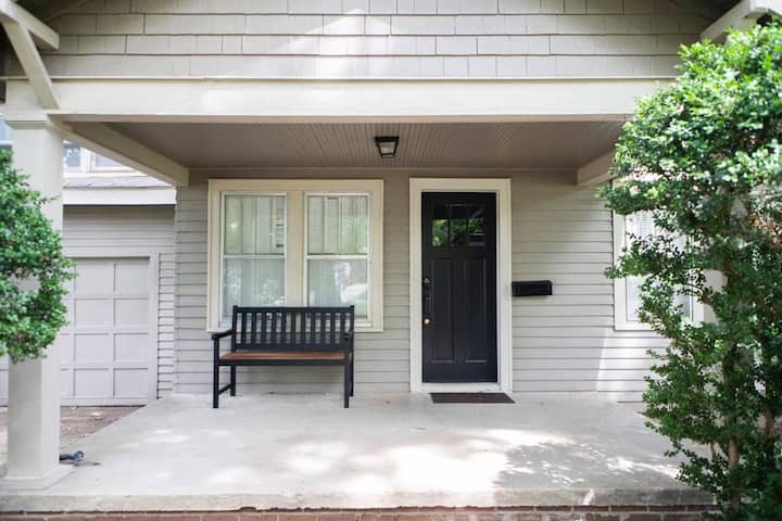Quiet Bungalow - Tulsa, OK