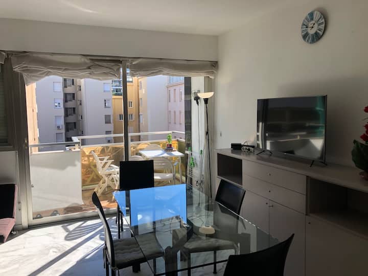 Studio Apartment In Nice Centre With Sea View - Nice