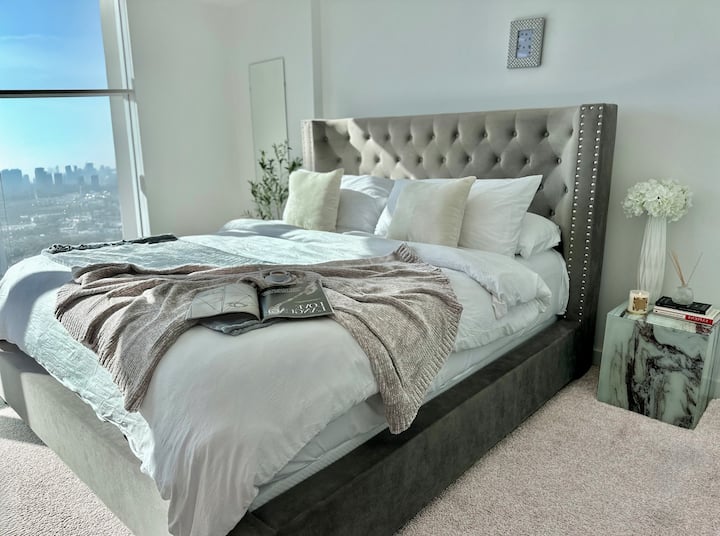 Aurora | Luxury Unique Unit - Costa Mesa, CA