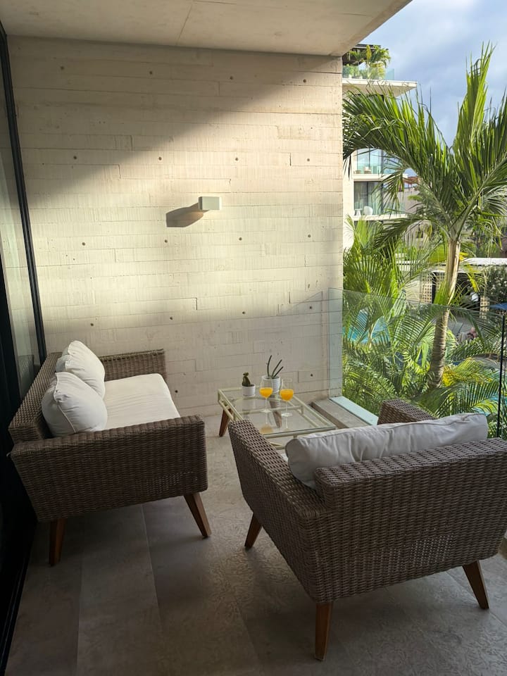 Elegant And Beautiful Three Bedroom Apartment - Playa del Carmen