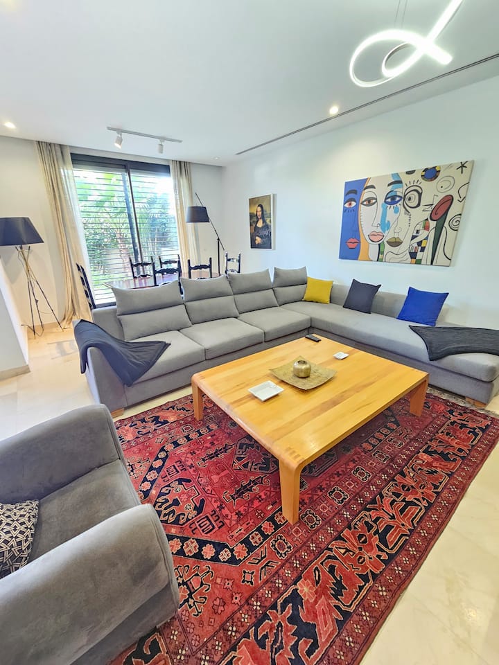 Villa éLégante Et Moderne Avec Jardin Privé - Tunis