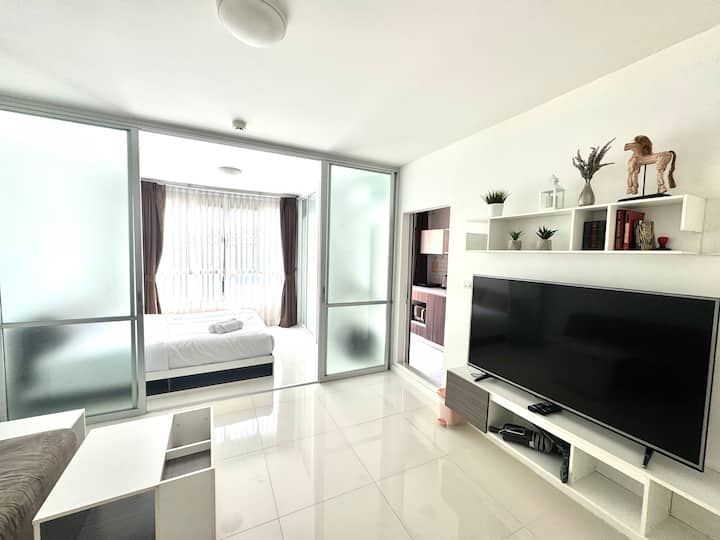 D Condo Close To Central - Chiang Mai