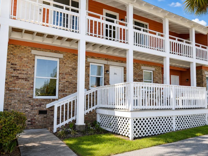 #106 Beach Breeze 2bd 2bath 1st Floor Full Kitchen - Mount Pleasant, SC