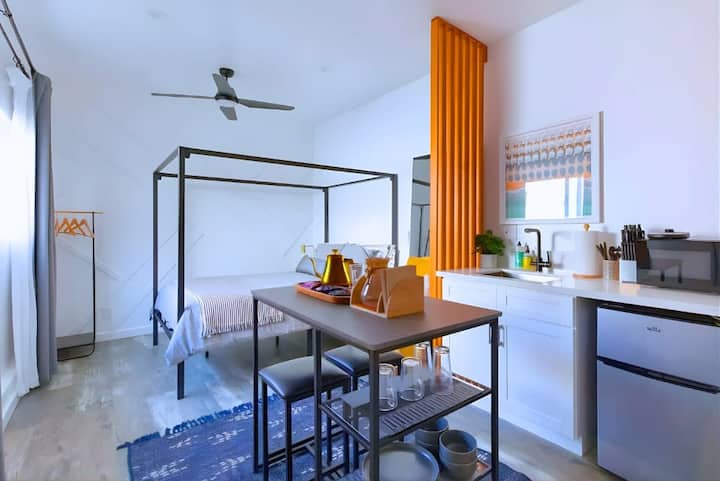 Designer Studio Close To Lax & Sofi Stadium - Westwood - Los Angeles