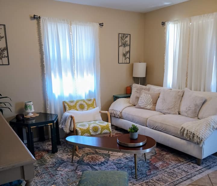 Downtown Charmer
1628 Pine St. - Paso Robles, CA