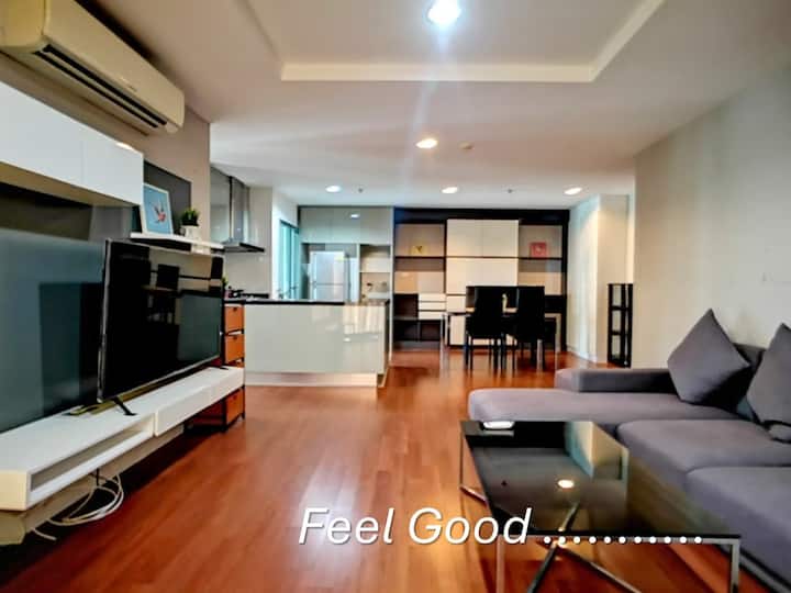 The Skyline Comfort Luxurious: 2br+ /Mrt/pool - Bang Kapi District