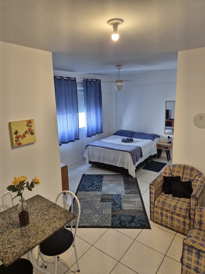 Apto No Centrão Com Excelente Custo Benefício - Santa Maria, Brazil