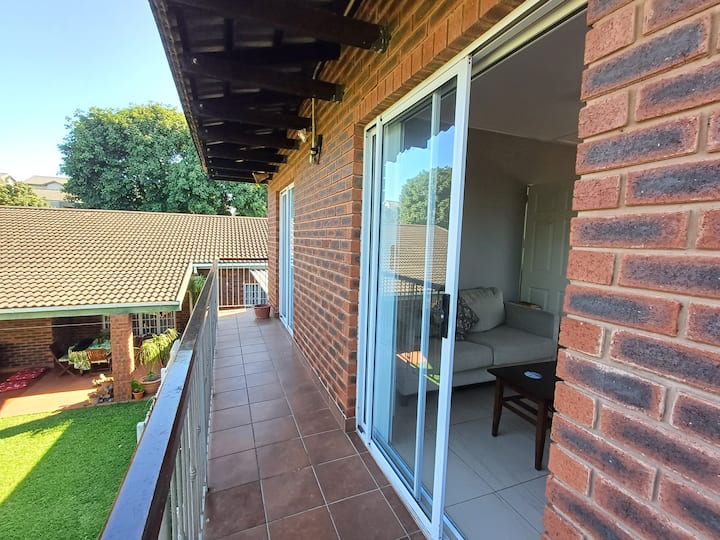 Cosy 1 Bedroom Apartment In Quiet Umhlanga Suburb. - Mount Edgecombe