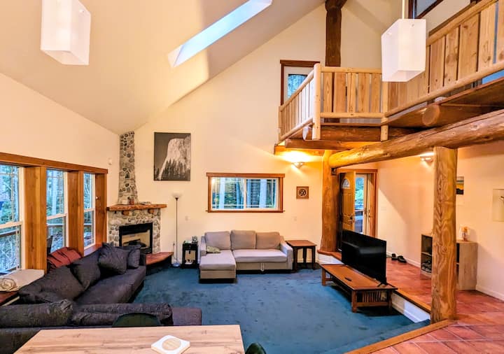Whidbey Island Forest Getaway - Langley, WA