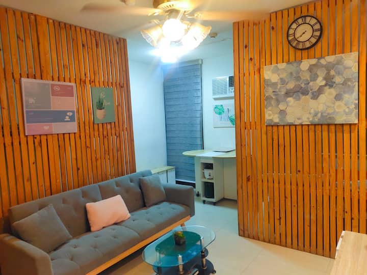 Daniel's Crib By Caleda (Netflix/videoke Inside) - Philippines