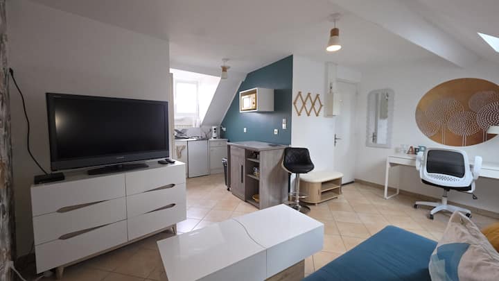 Studio Kitchenette + Bureau, 2 Couchages - Château de Compiègne