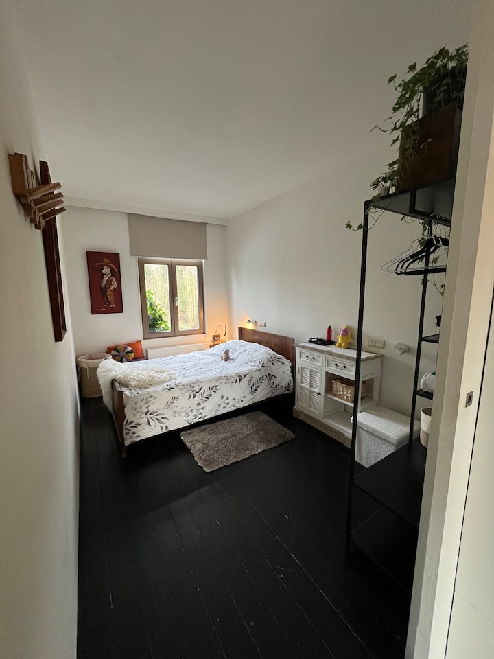 Sweet Romantic Room In A Big Beautiful House ♥️ - Sint-Martens-Latem