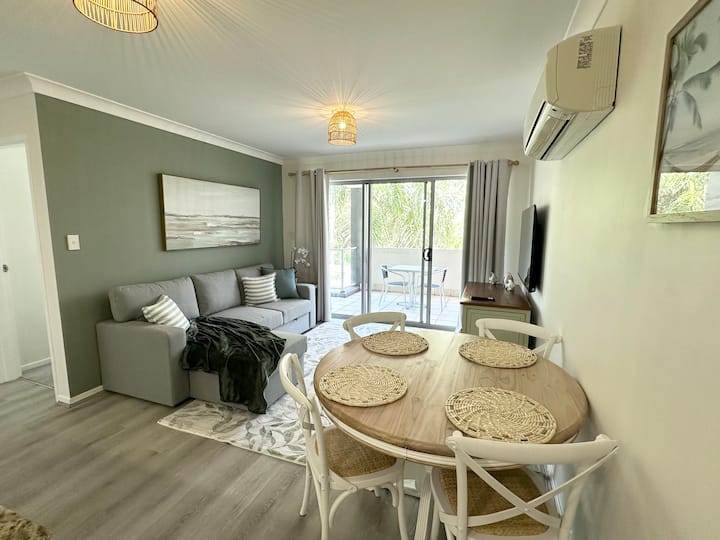 ‘Ocean’ At Shoal Bay 12/2 Shoal Bay Road - Anna Bay